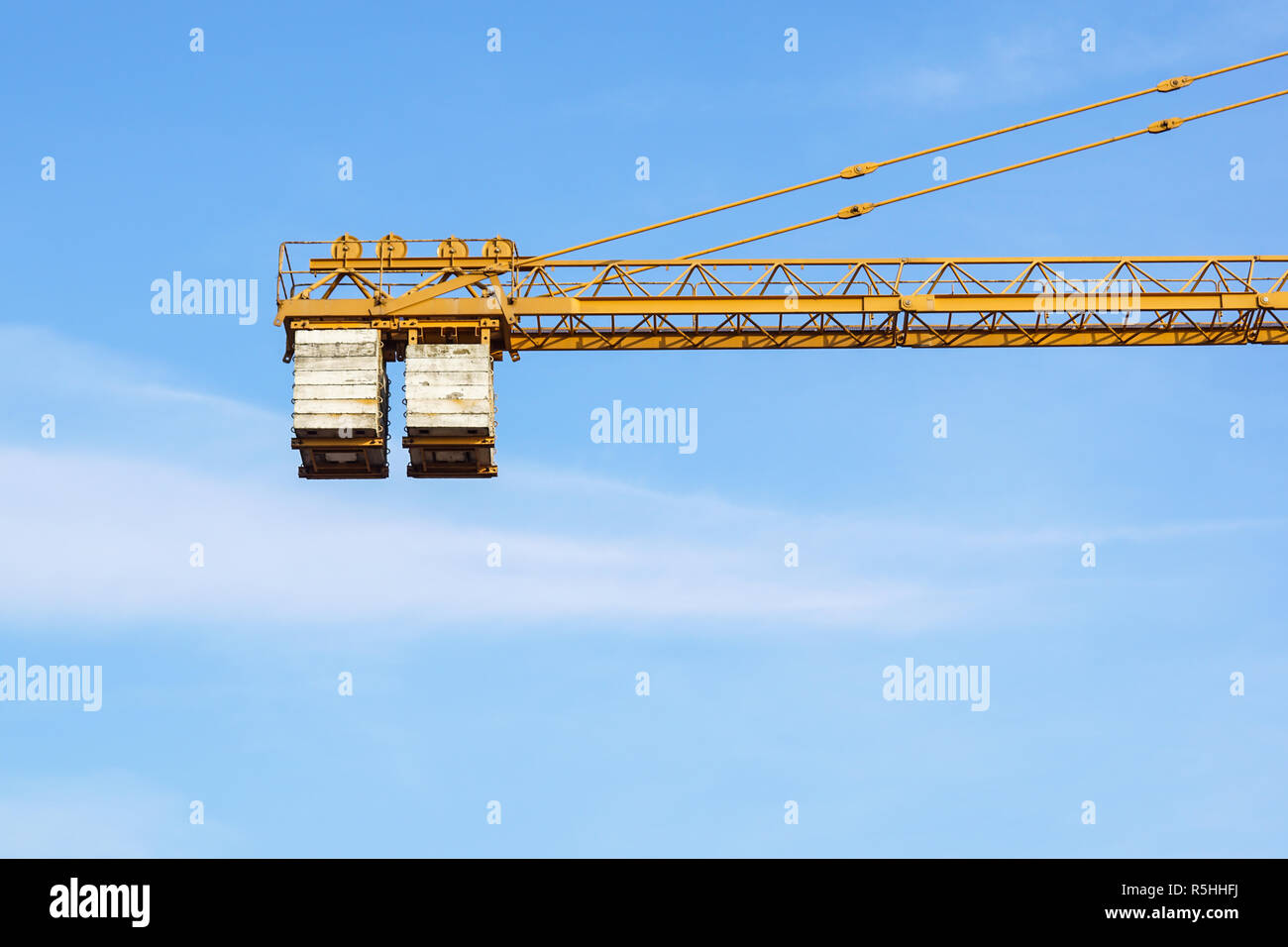 Tower crane counterweight hi-res stock photography and images - Alamy