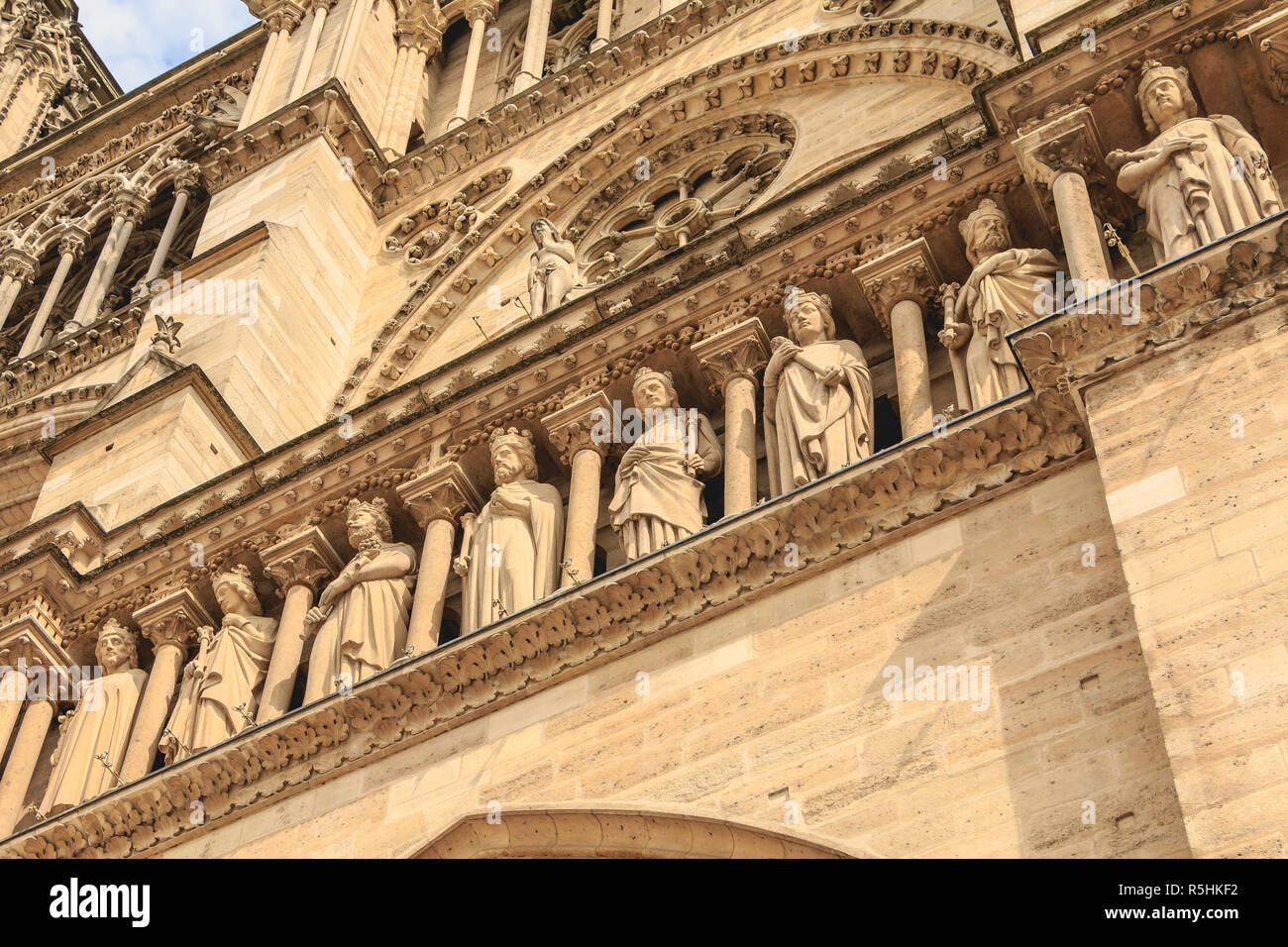 Detail of the architecture of Notre-Dame Cathedral Stock Photo - Alamy