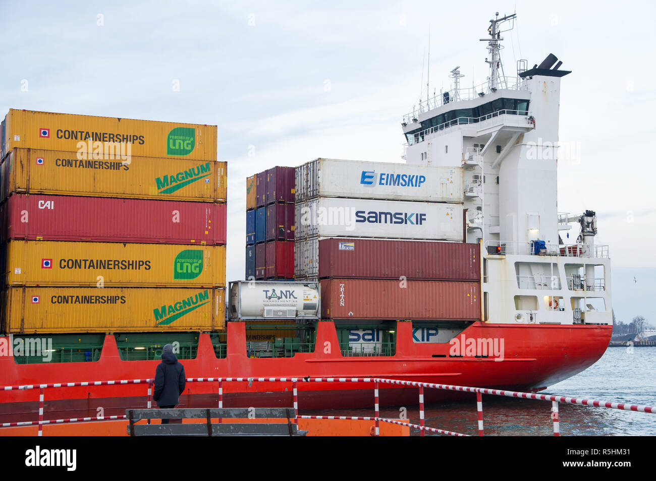 Independent container line hi-res stock photography and images - Alamy