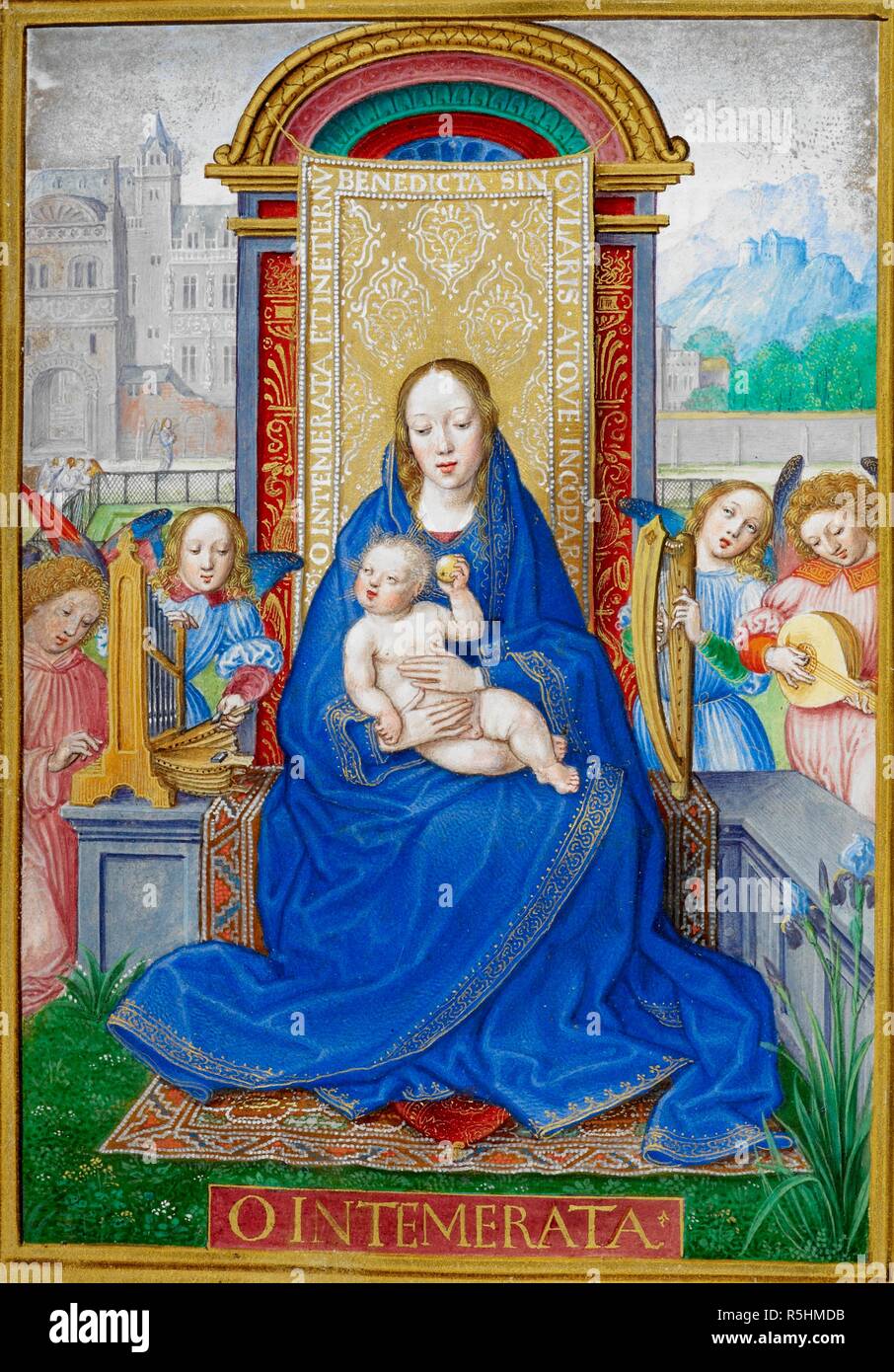 Angels with musical instruments hi-res stock photography and images - Alamy