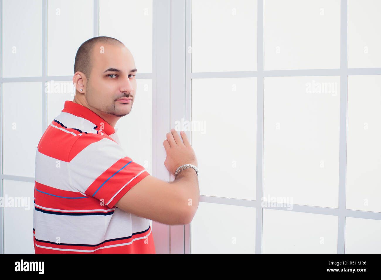 Portrait of Smiling Adult Man Looking at Camera Stock Photo - Alamy