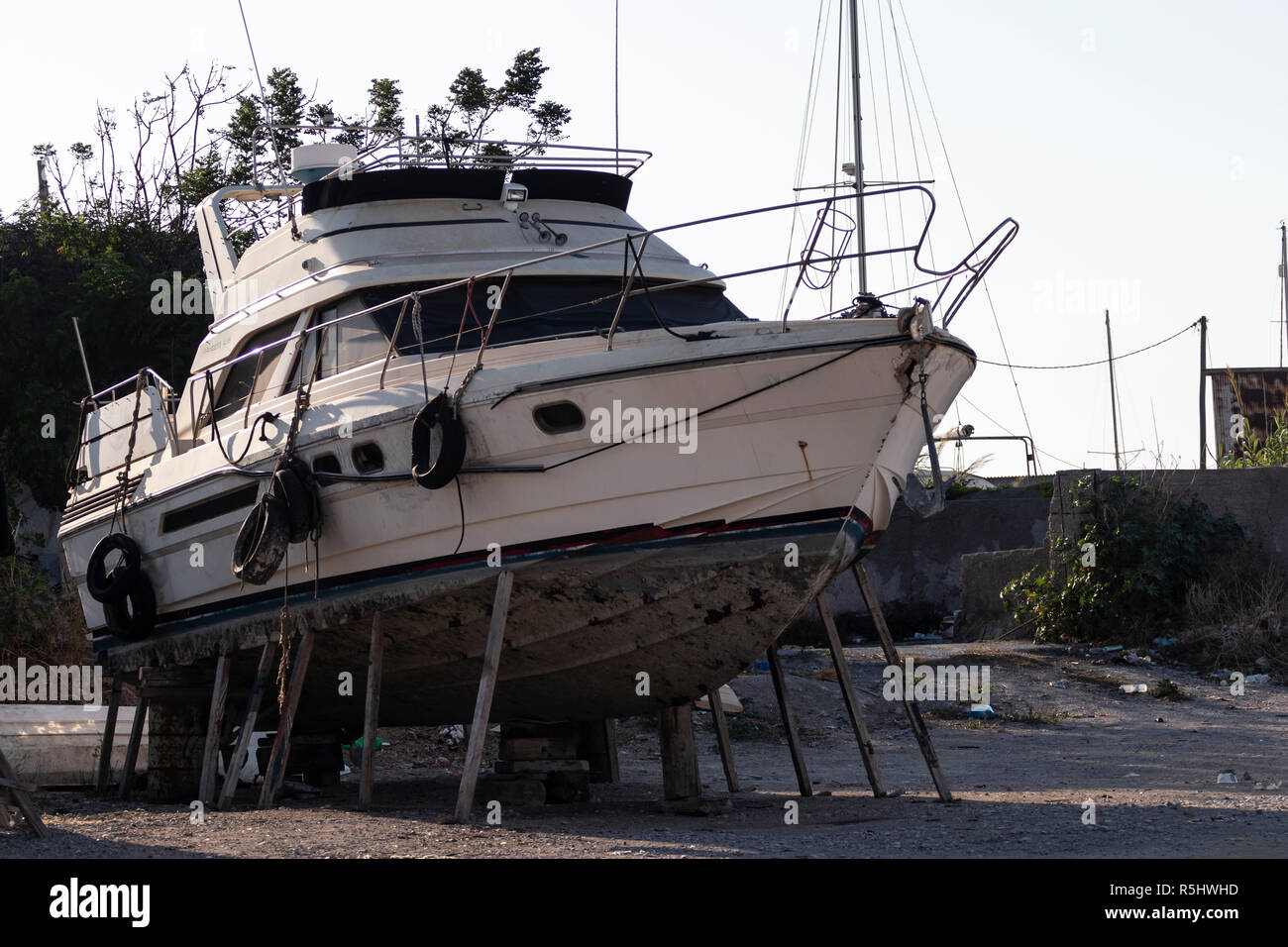Old vessels hi-res stock photography and images - Alamy