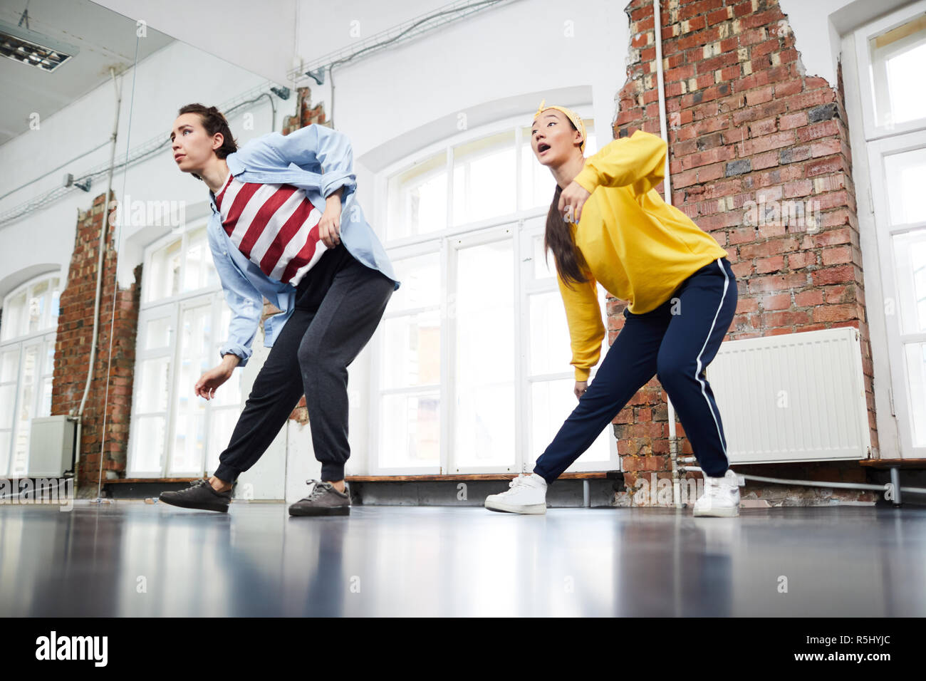 Hip hop studio hi-res stock photography and images - Alamy