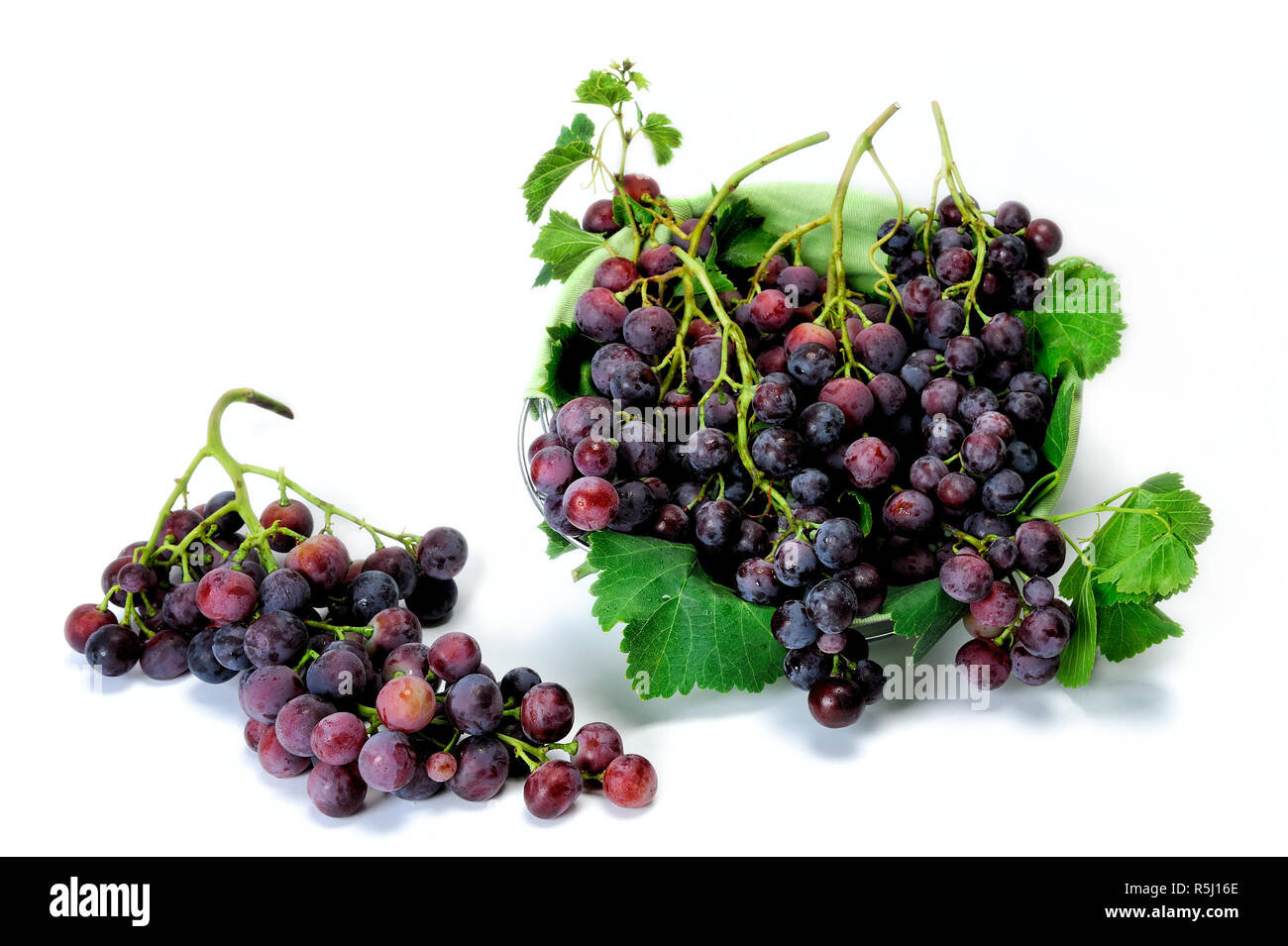 Deep purple grapes Cut Out Stock Images & Pictures - Alamy