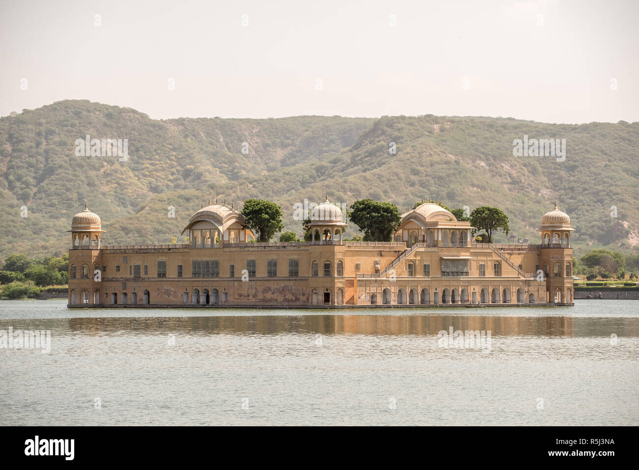 Jal Mahal Water Palace on Man Sagar Lake, Jaipur, Rajasthan, India ...