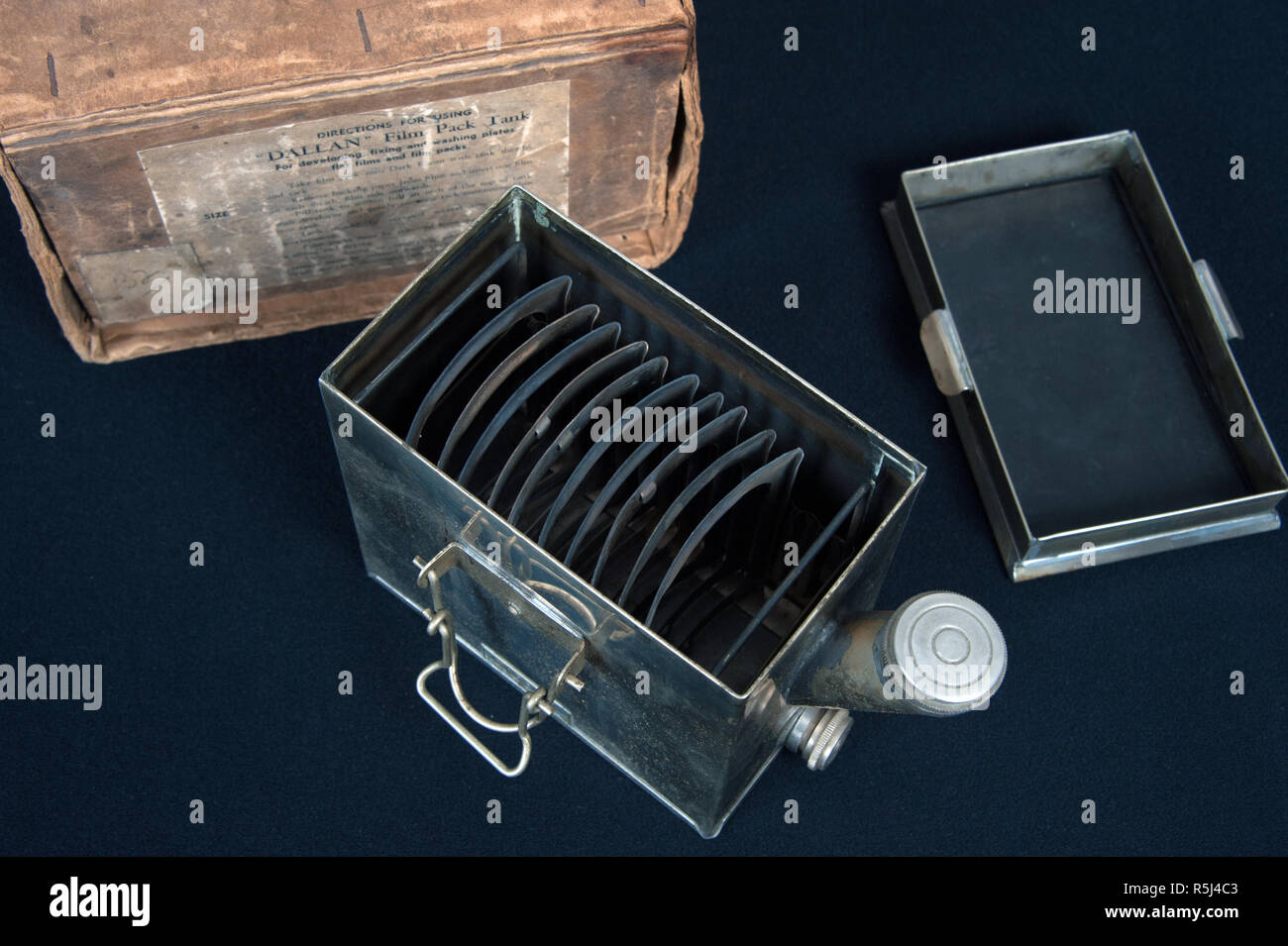 Vintage developing tank hi-res stock photography and images - Alamy