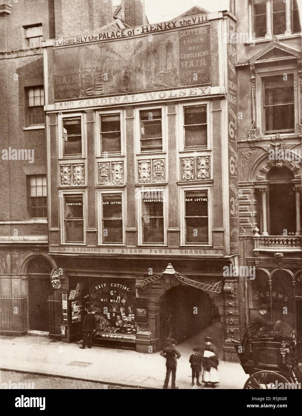 Society for photographing relics of old london hi-res stock photography ...