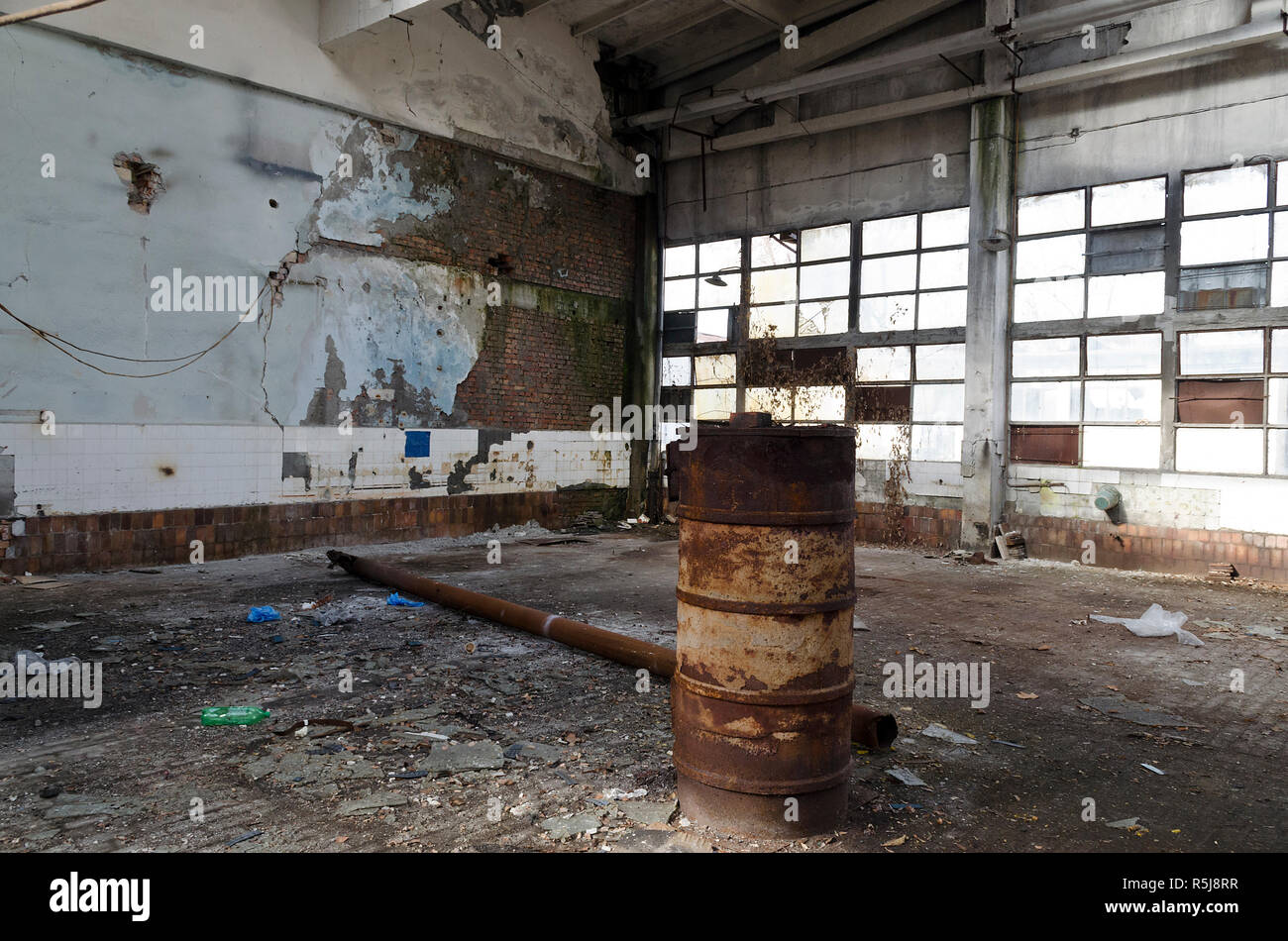 Abandoned Warehouse High Resolution Stock Photography and Images - Alamy