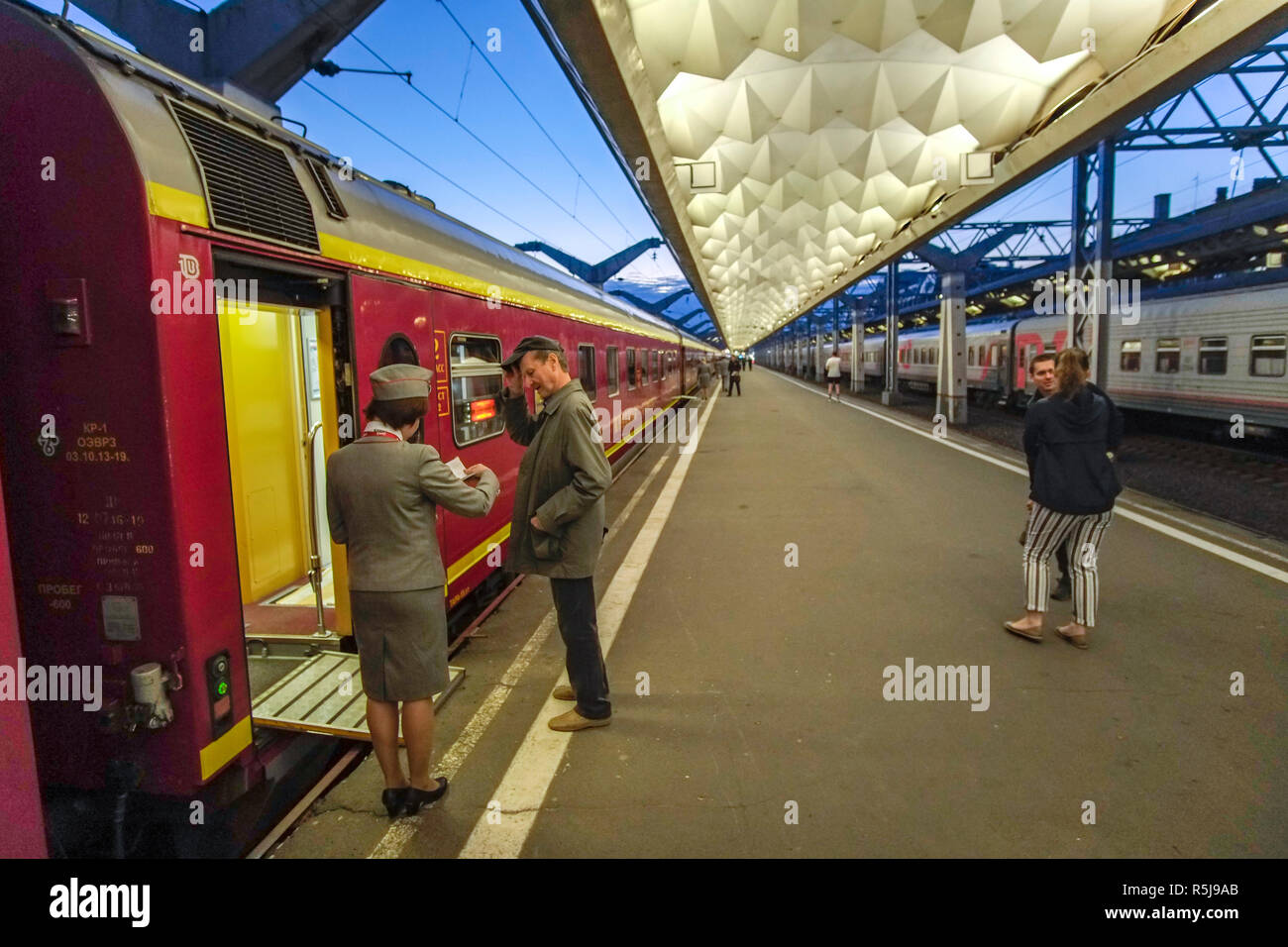 Red vagon hi-res stock photography and images - Alamy