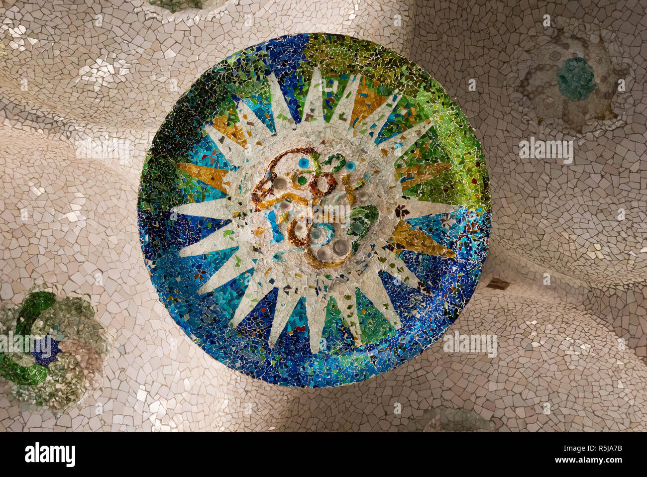 Decorative tiled columns hi-res stock photography and images - Alamy