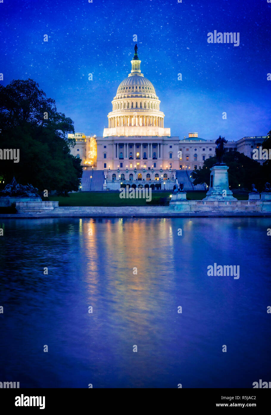 The Capitol Building, home to the Senate and the US House of ...