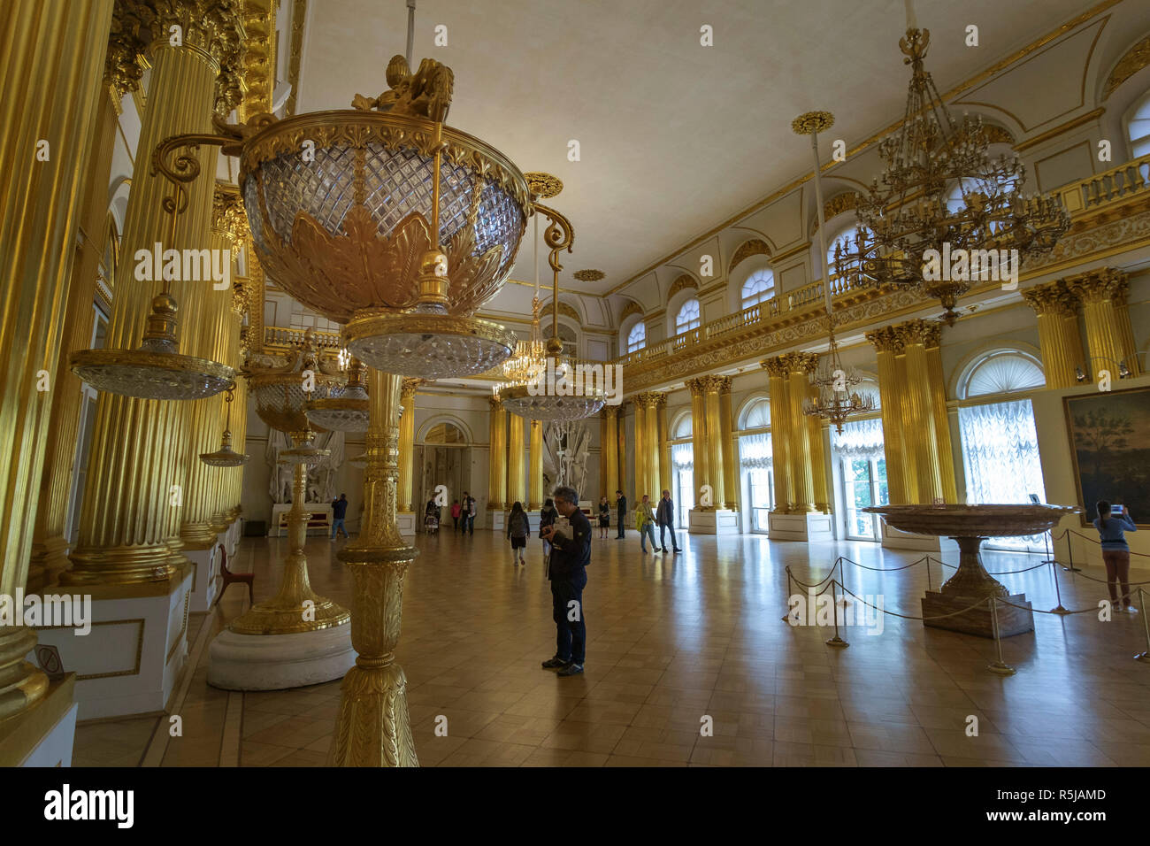 Palacio romanov hi-res stock photography and images - Alamy