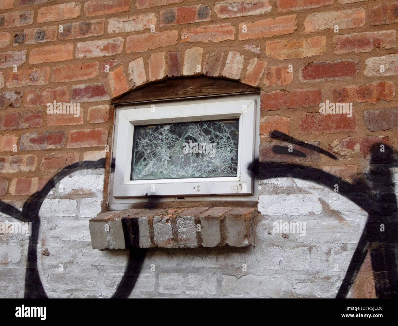 Upvc double glazing hi-res stock photography and images - Alamy