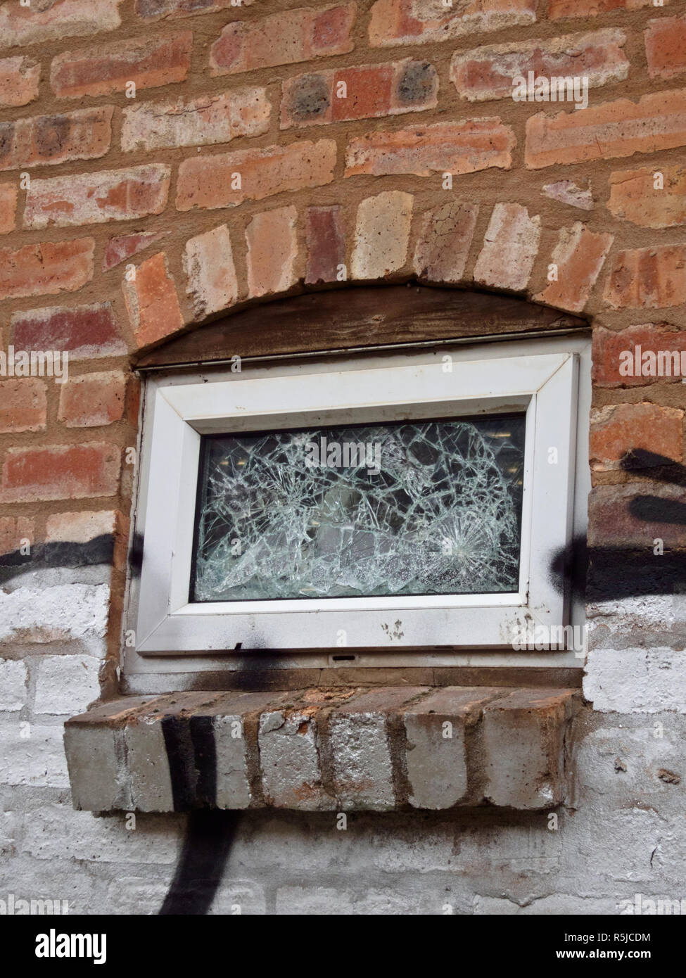 Windows Smashed Stock Photos & Windows Smashed Stock Images - Alamy
