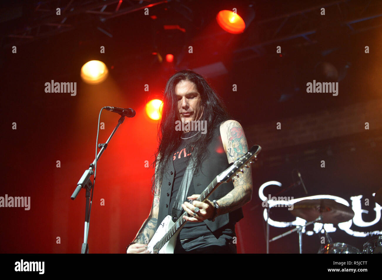 A Very Special Evening performance by Bruce Kulick, along with Todd ...