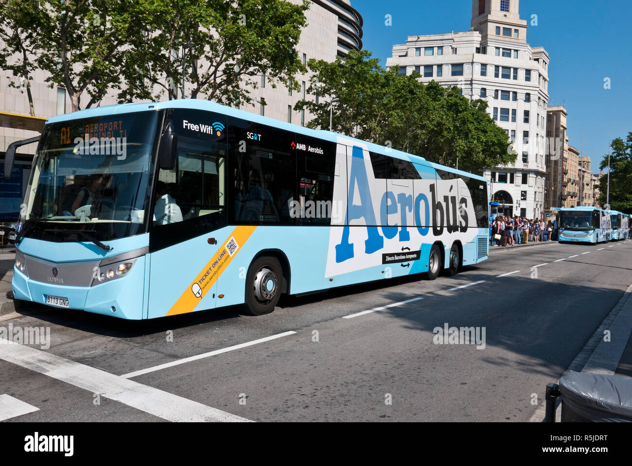 Aerobus airport bus barcelona hi-res stock photography and images - Alamy