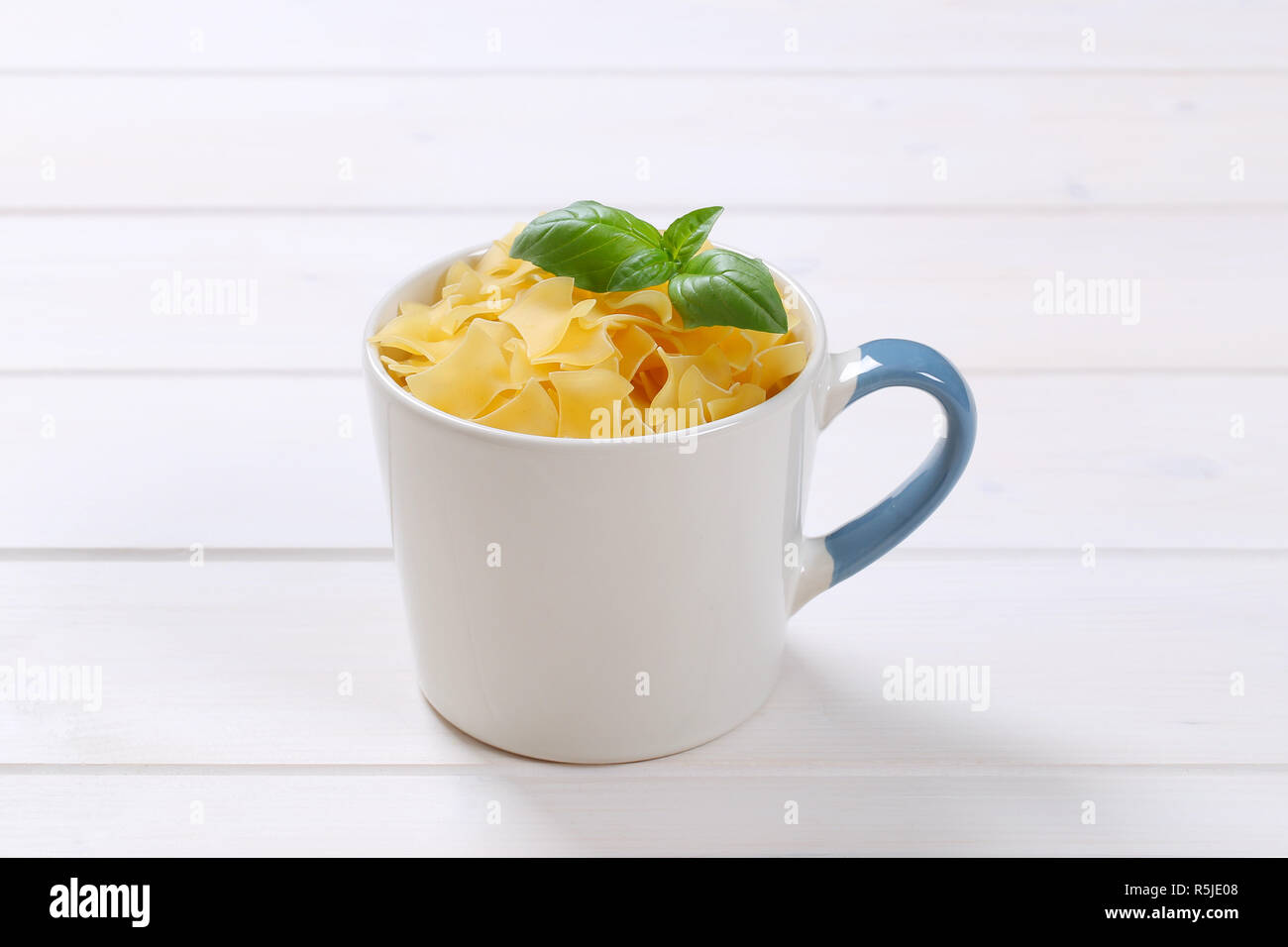 quadretti - square shaped pasta Stock Photo - Alamy