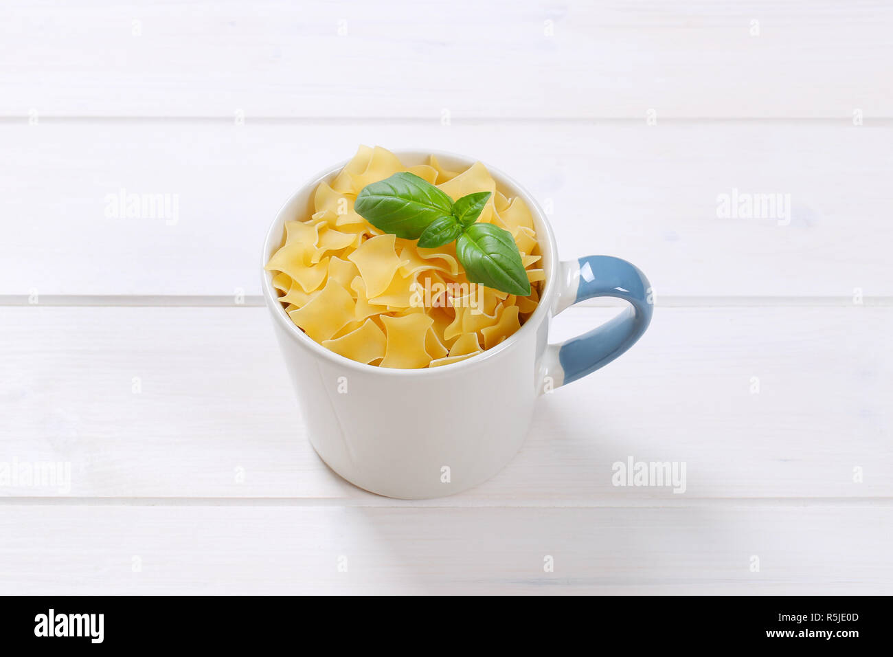 quadretti - square shaped pasta Stock Photo - Alamy
