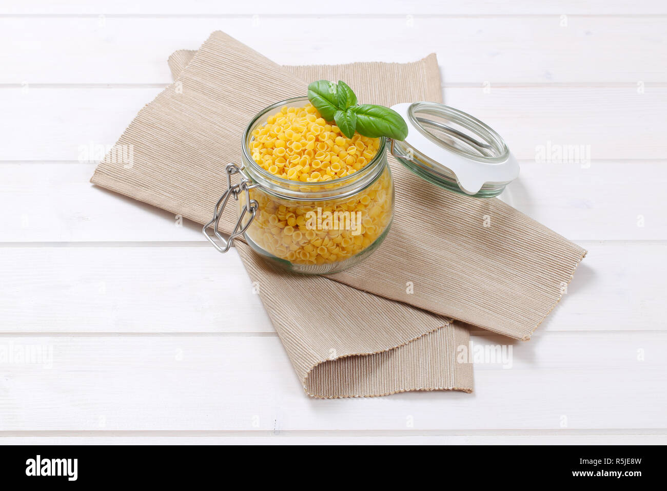 small pasta shells Stock Photo - Alamy