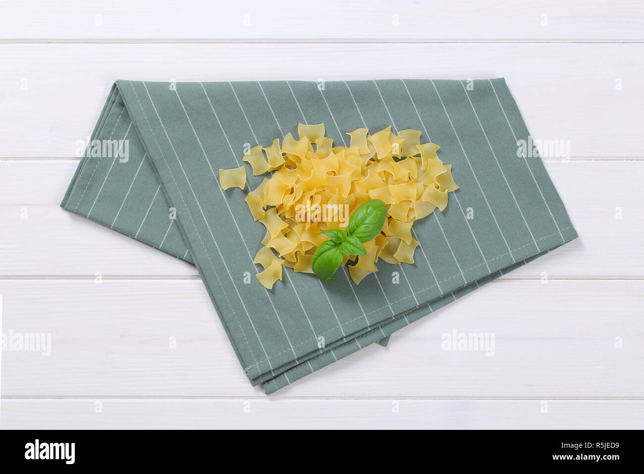 quadretti - square shaped pasta Stock Photo - Alamy