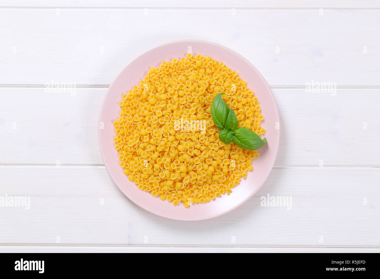 small pasta shells Stock Photo - Alamy