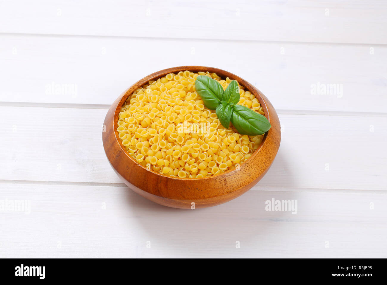 small pasta shells Stock Photo - Alamy