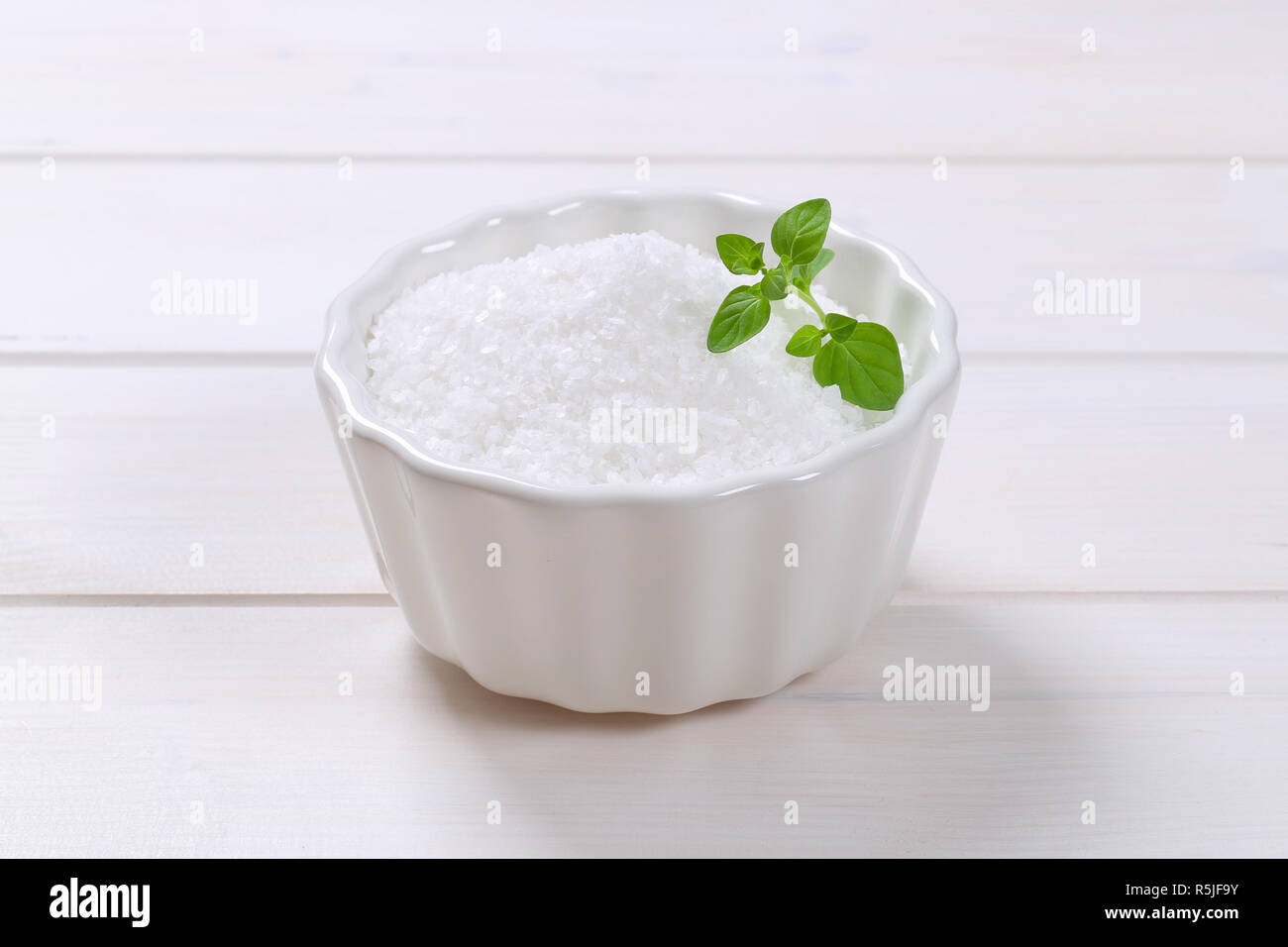 coarse grained salt Stock Photo - Alamy