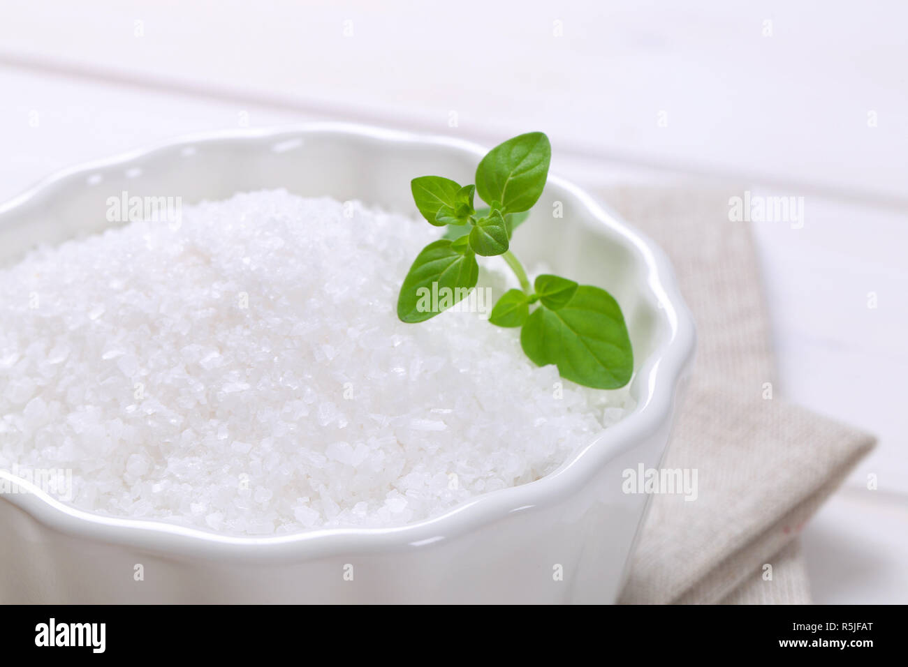 coarse grained salt Stock Photo - Alamy