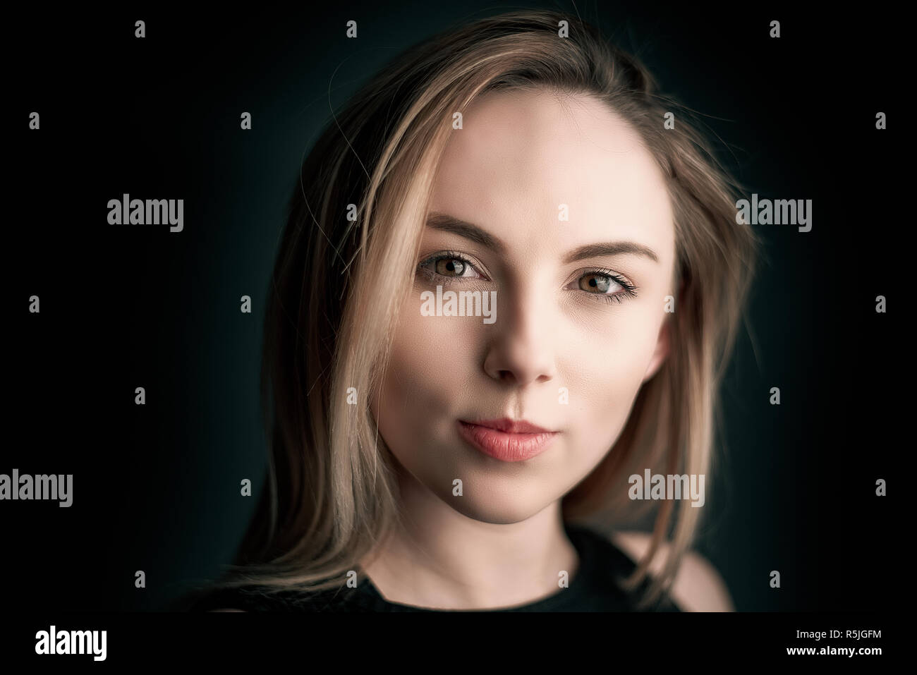 Mousy woman hi-res stock photography and images - Alamy