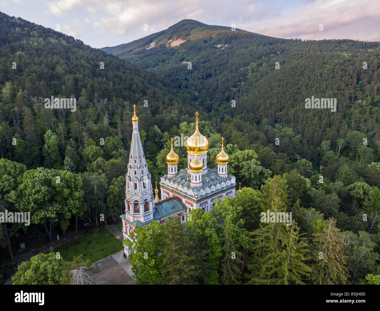Aerial view russian memorial church hi-res stock photography and images ...