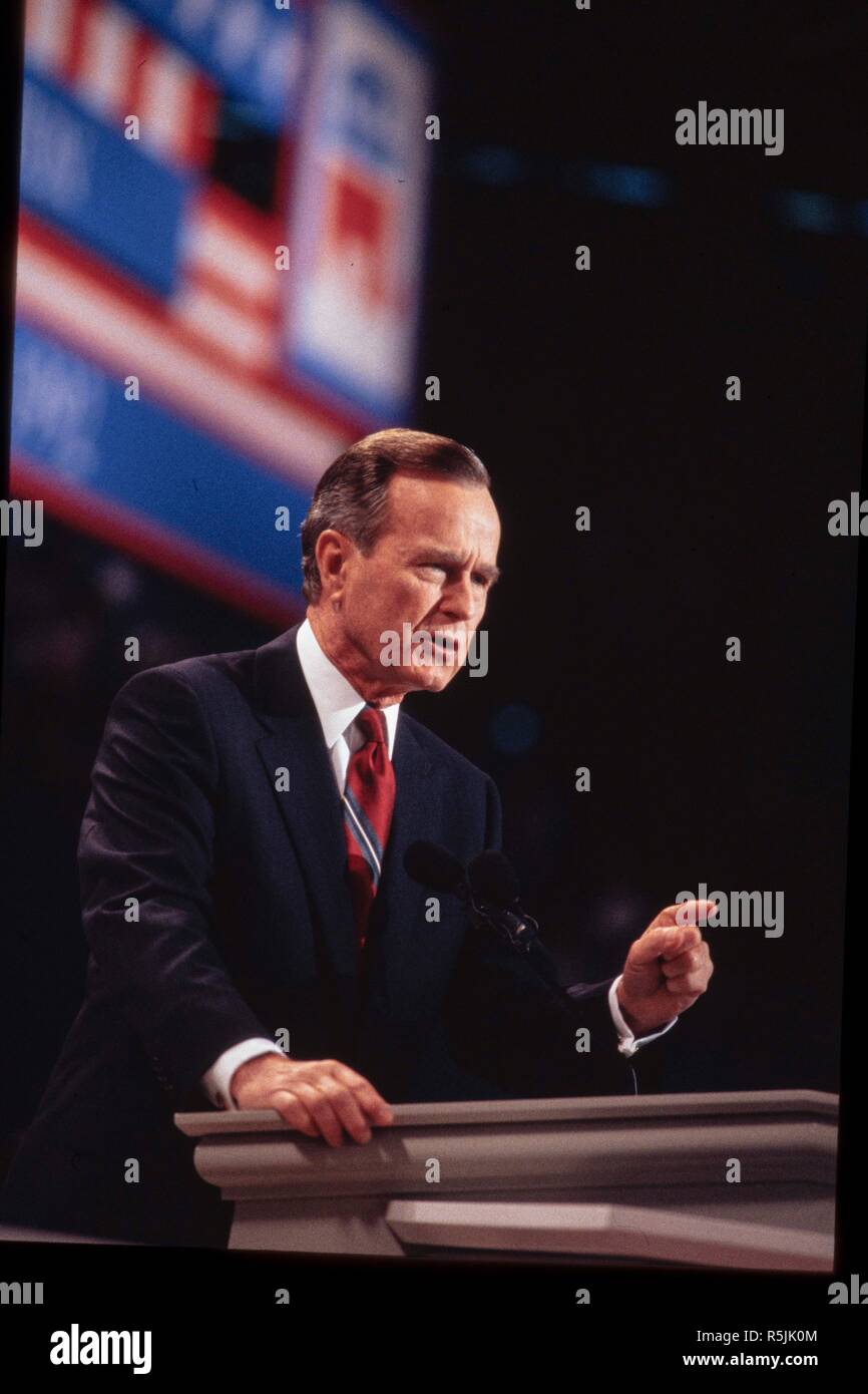 George bush 1992 campaign hi-res stock photography and images - Alamy