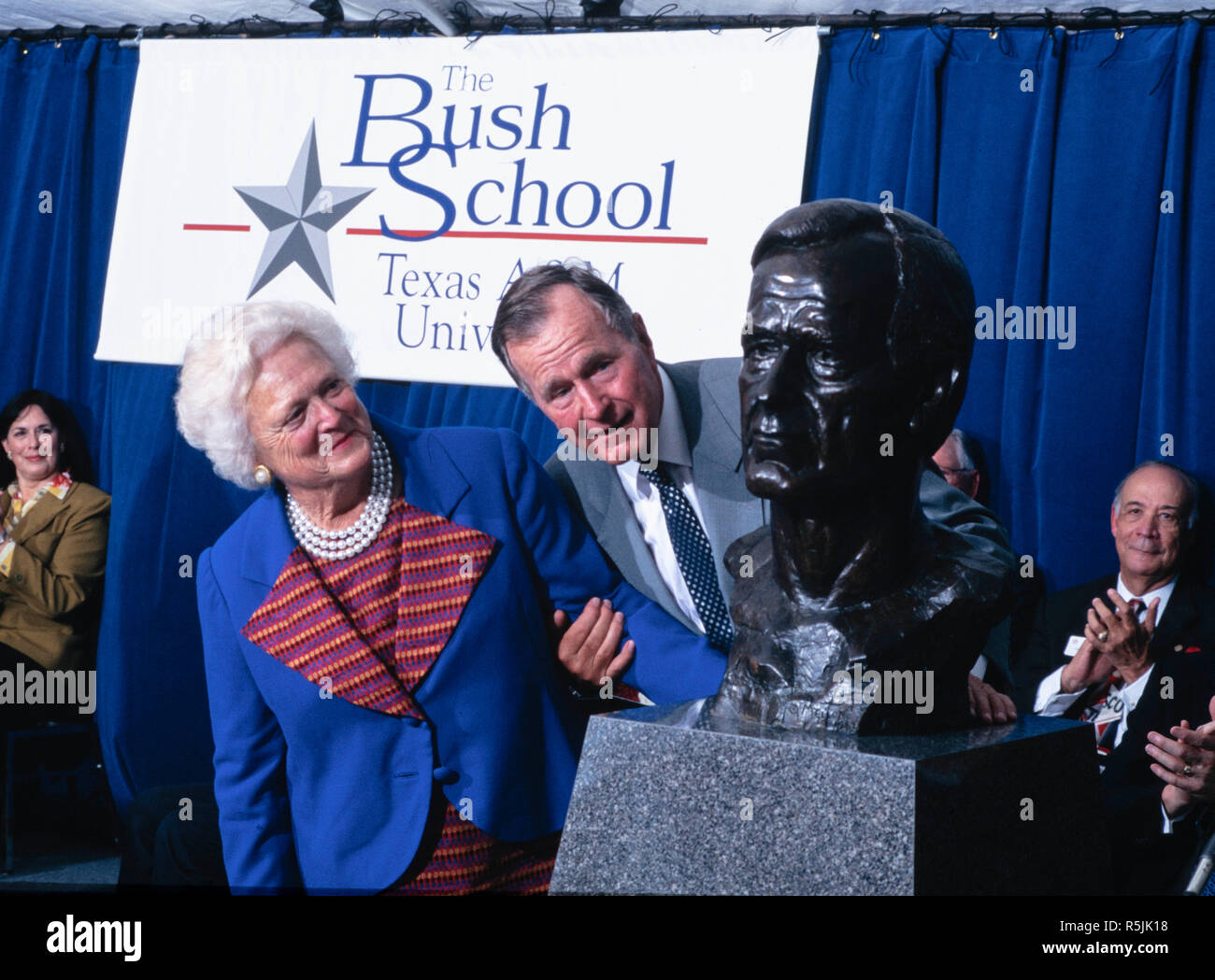 Former United States President George H.W. Bush and wife Barbara Bush ...