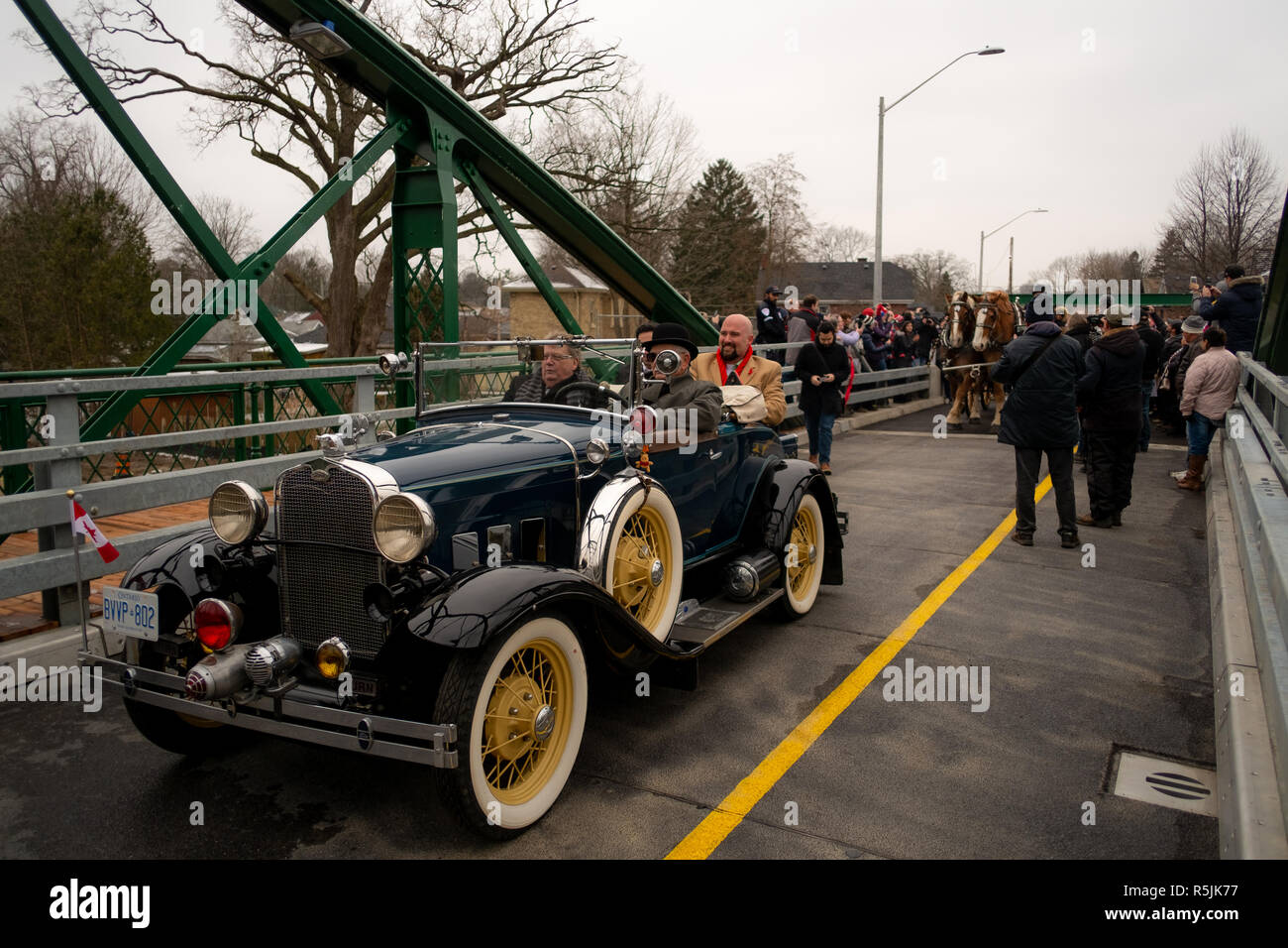 Bowstring arch truss bridge hi-res stock photography and images - Alamy