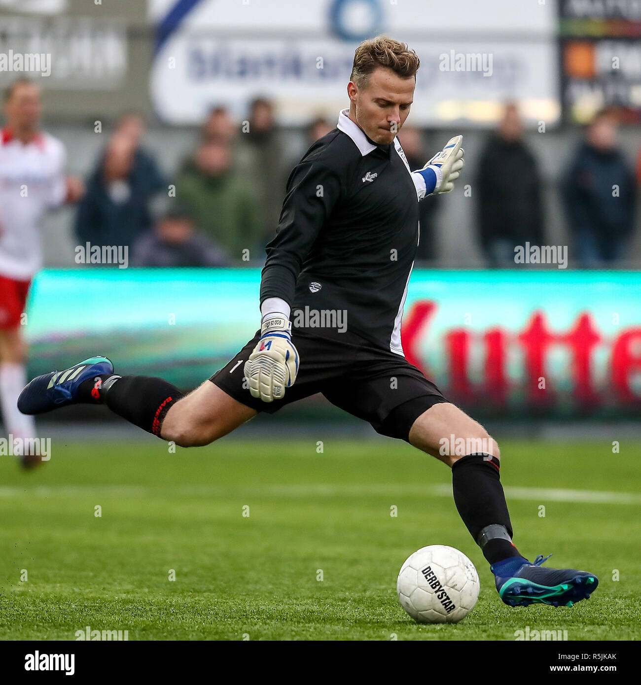 Netherlands. 1st December 2018. KATWIJK , 01-12-2018 , Football ...