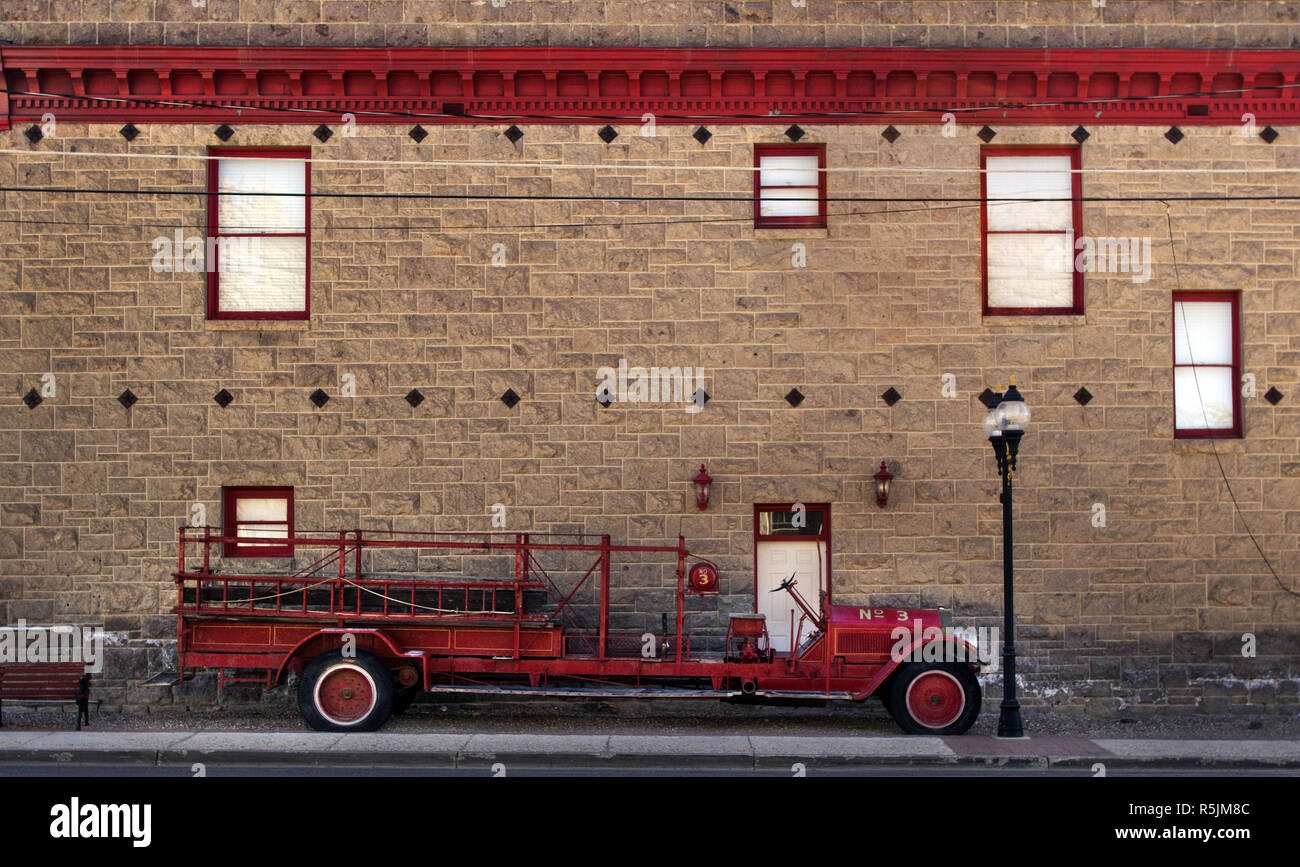 Classic fire engine hi-res stock photography and images - Alamy