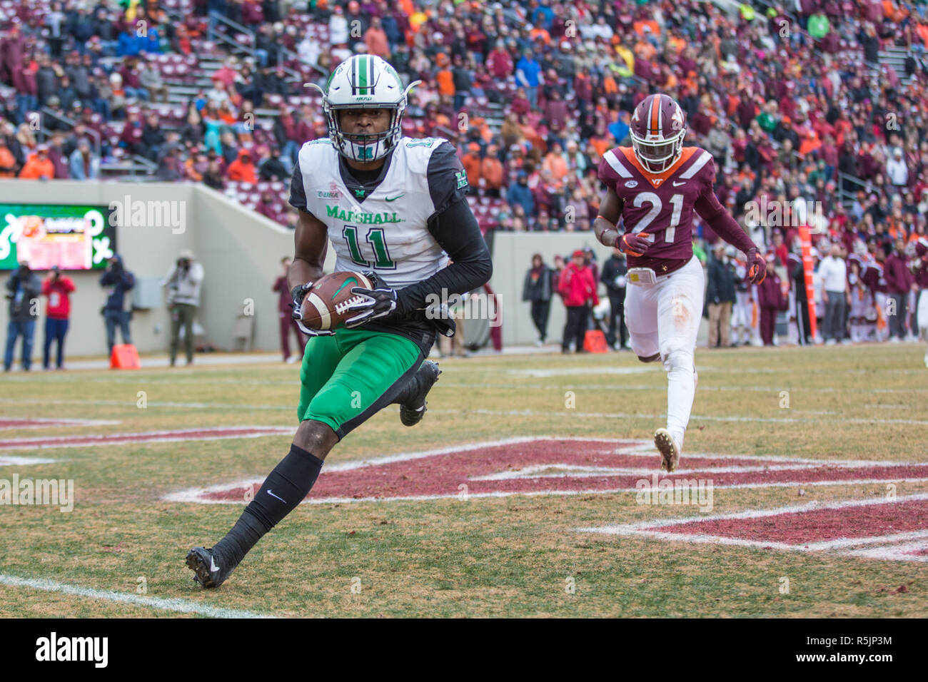 Xavier gaines hi-res stock photography and images - Alamy