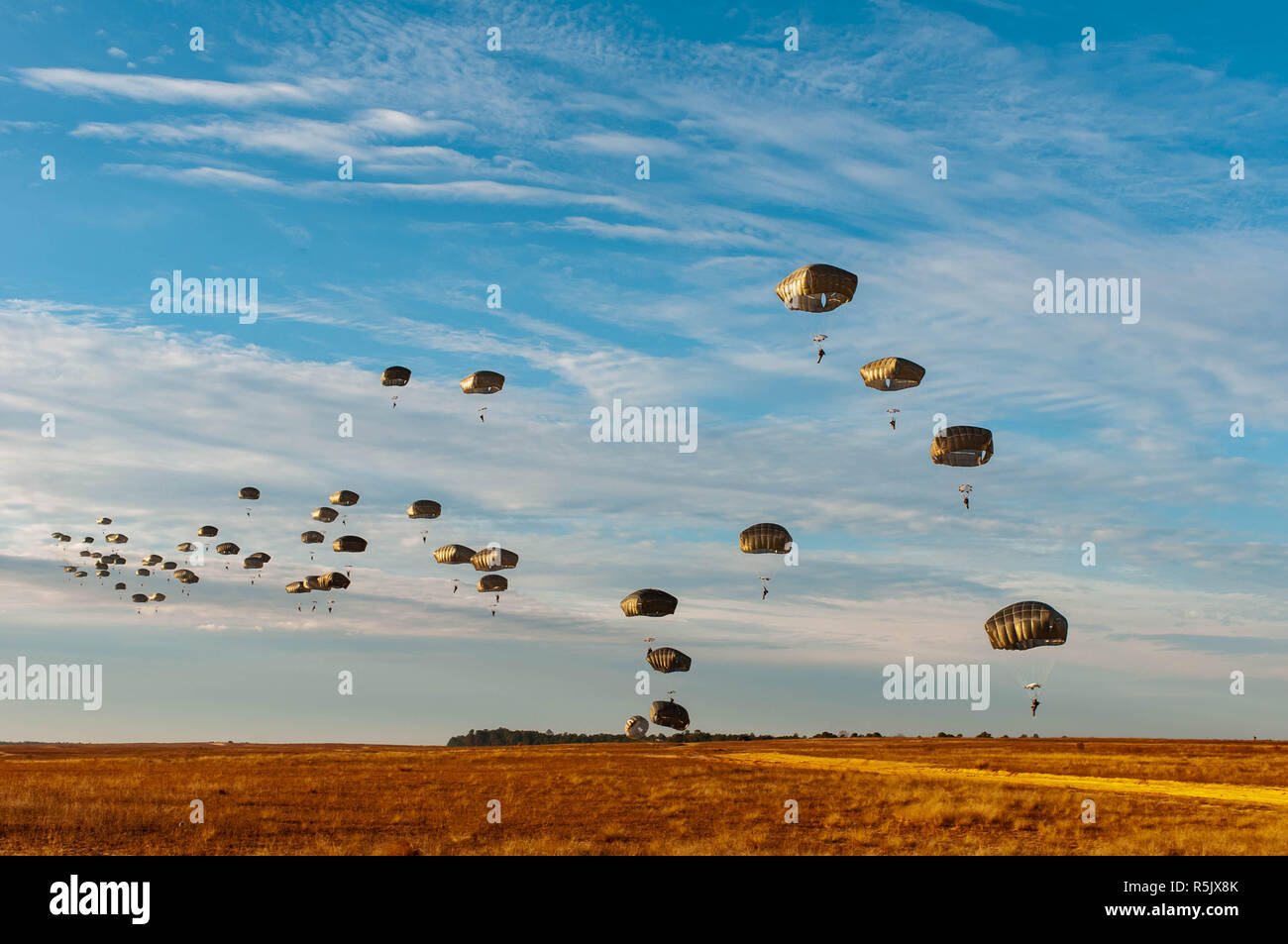 Fort Bragg, NC, USA. 30th Nov, 2018. Dec. 1, 2018 - FORT BRAGG, N.C ...