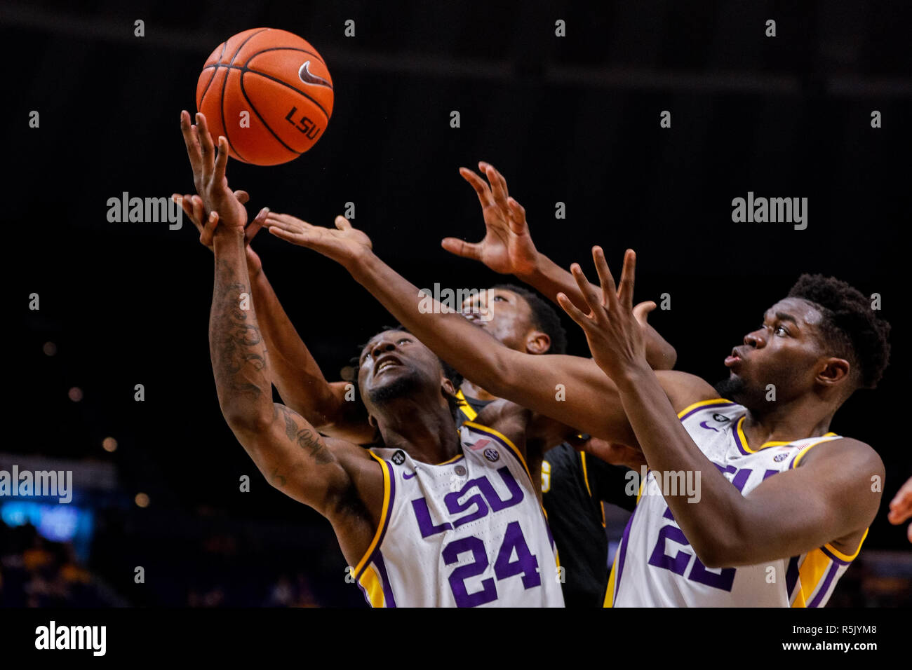 Baton Rouge, LA, USA. 1st Dec, 2018. LSU Tigers forward Emmitt Williams ...