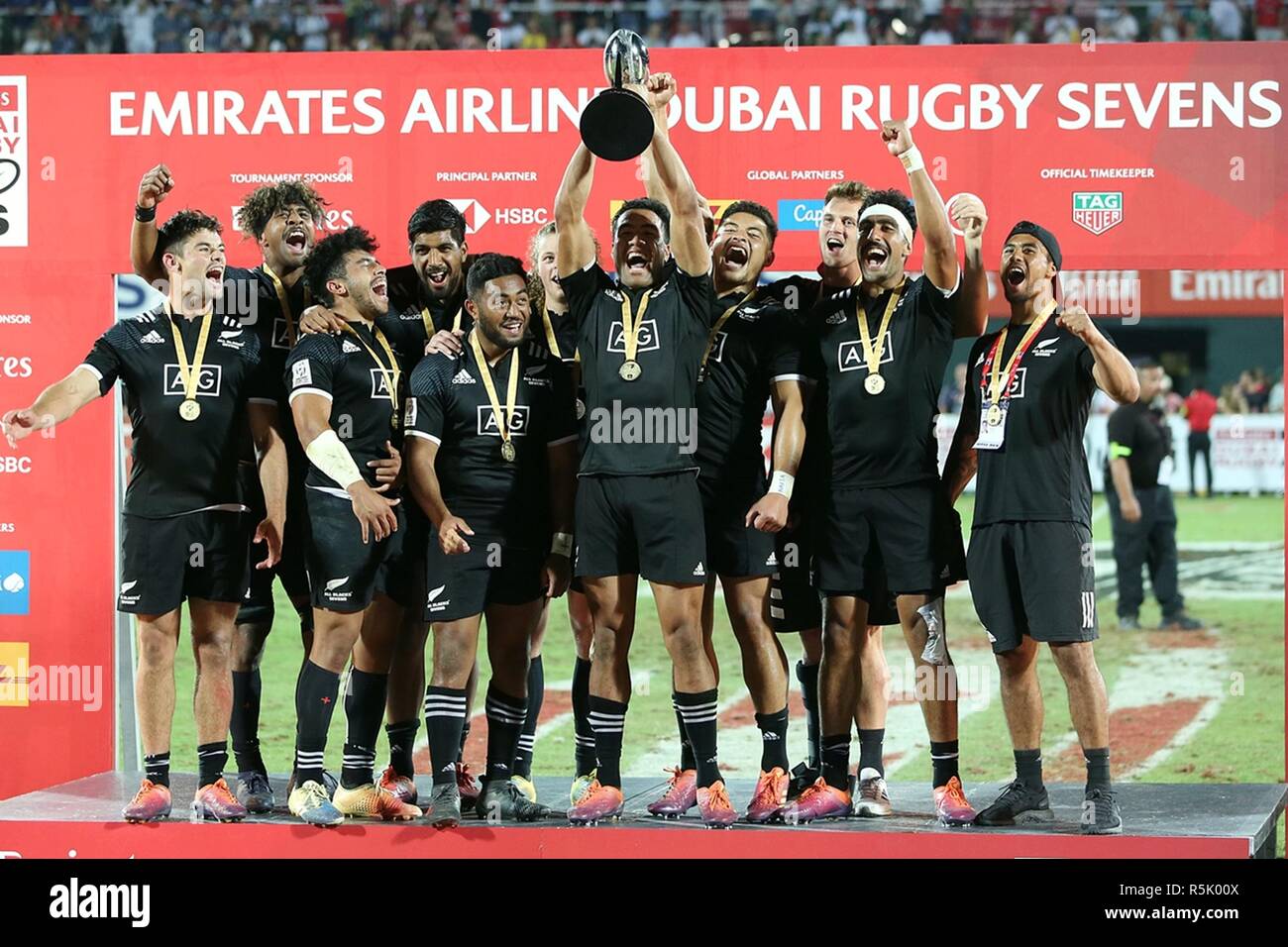 Dubai sevens rugby hi-res stock photography and images - Alamy