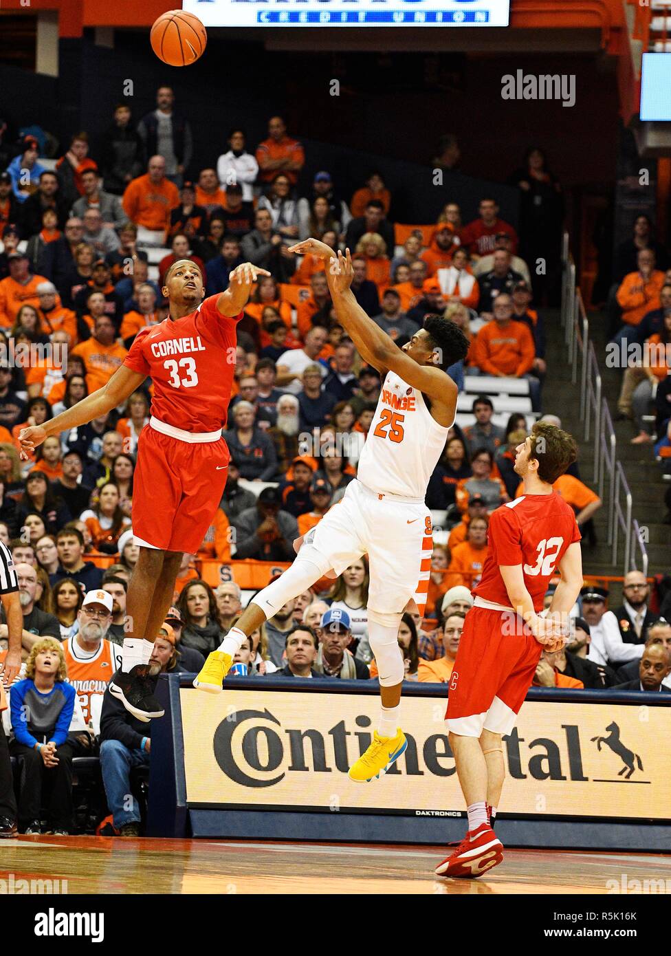 Syracuse, NY, USA. 1st Dec, 2018. Syracuse junior guard Tyus Battle (25) shoots for two points ...