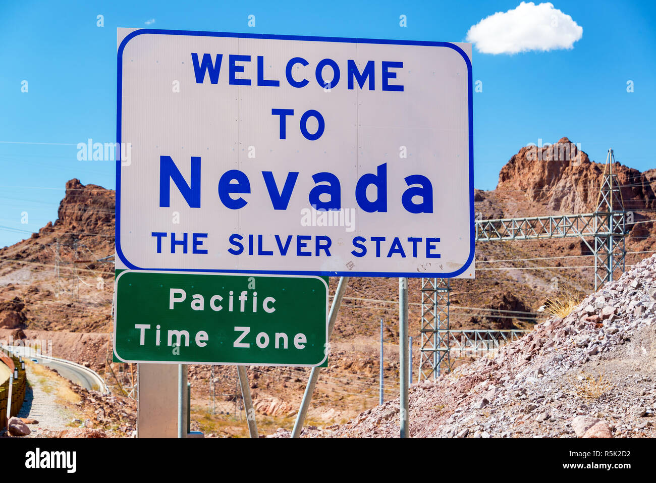 Welcome nevada state border sign hi-res stock photography and images ...