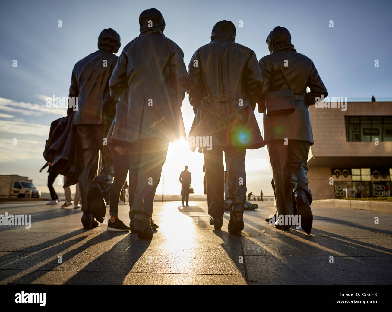 Liverpool Waterfront Liverpool's most famous sons the Fab Four Batales ...