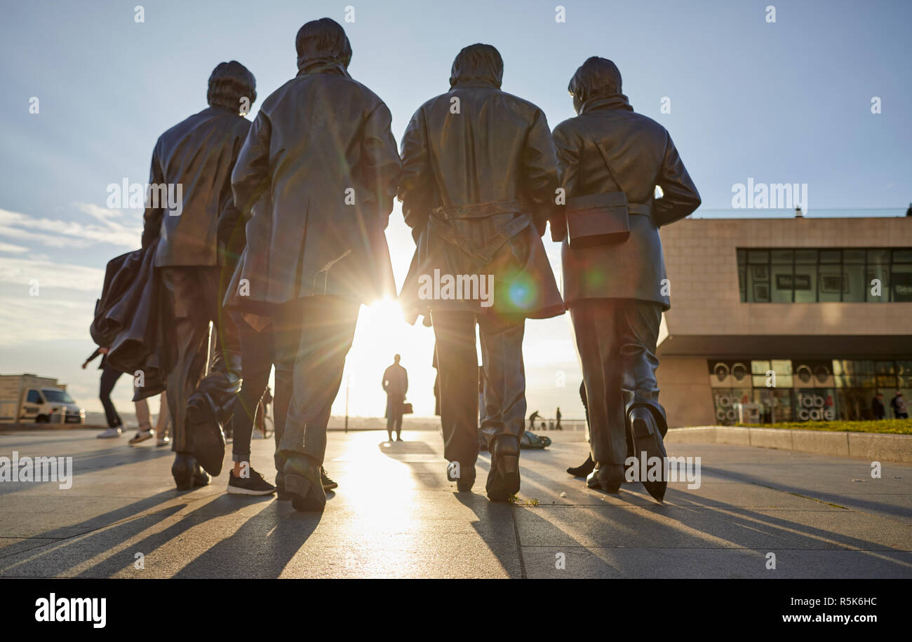 Liverpool Waterfront Liverpool's most famous sons the Fab Four Batales ...