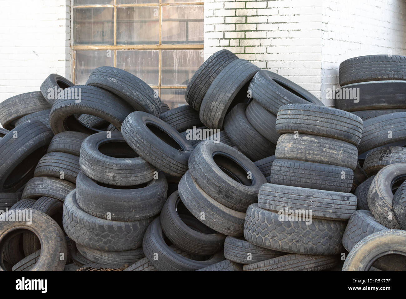 Recycling vehicle hi-res stock photography and images - Alamy