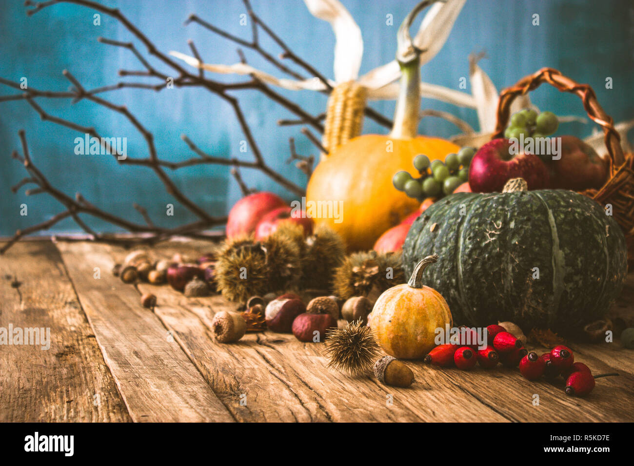 Autumn background with fruit Stock Photo - Alamy