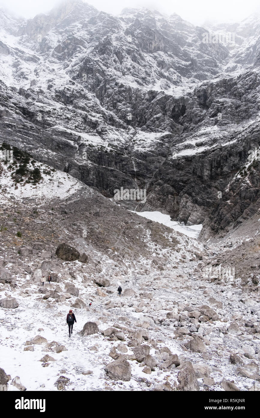 Rocky environment hi-res stock photography and images - Alamy