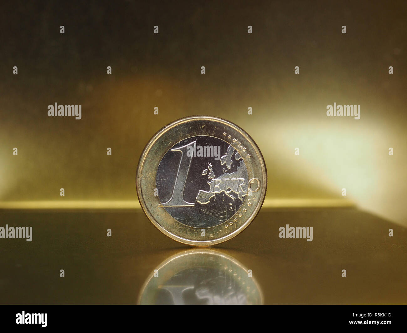 1 euro coin, European Union over gold background Stock Photo - Alamy