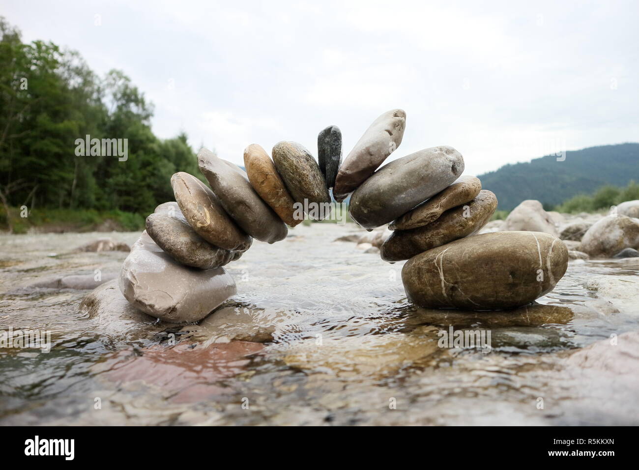 self-supporting stone bridge Stock Photo - Alamy