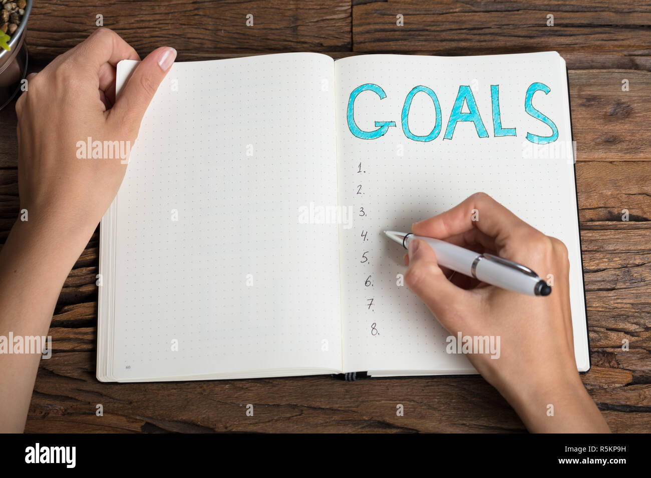 Woman word writing font hi-res stock photography and images - Alamy