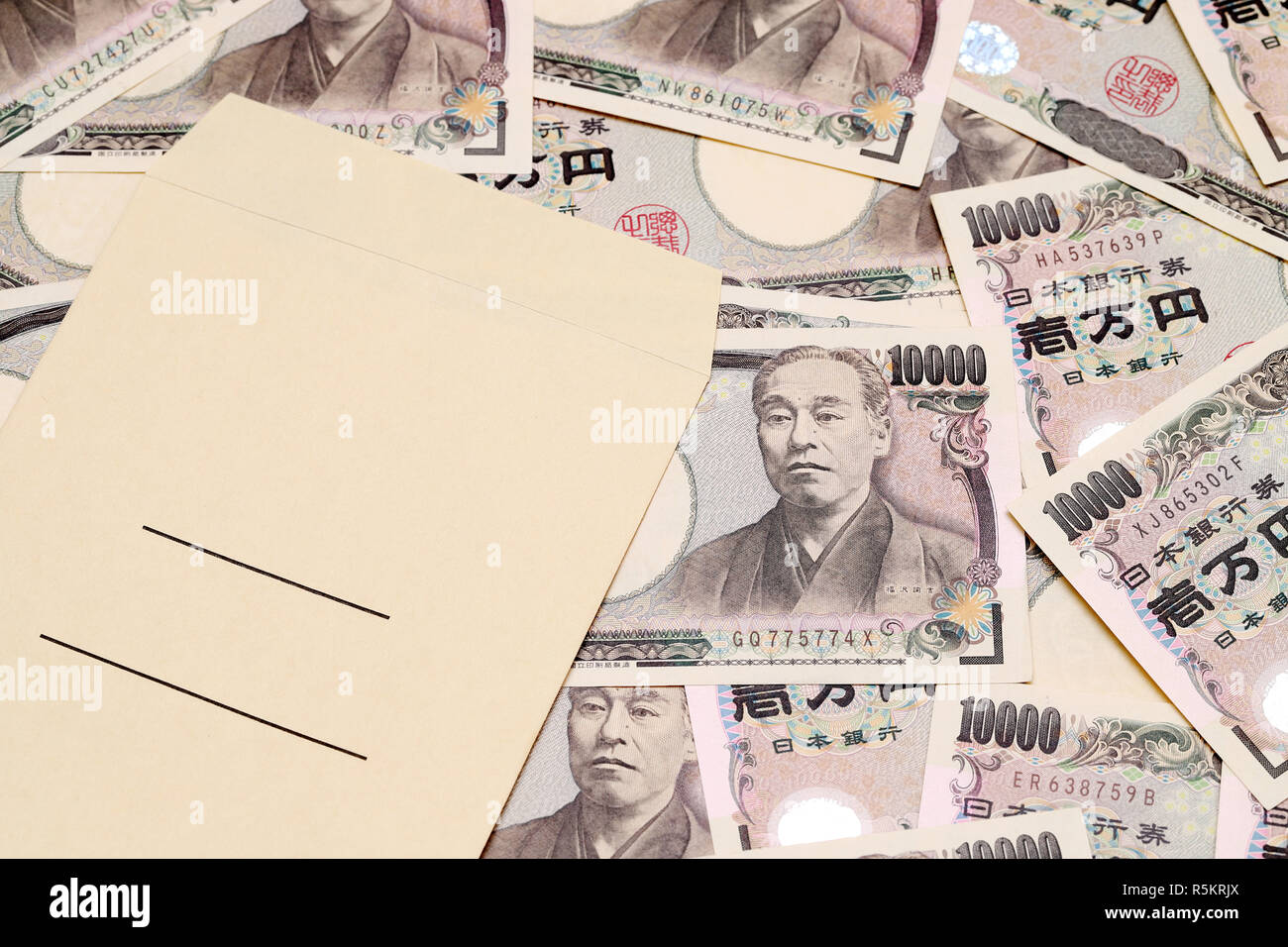 Pay packet envelope hi-res stock photography and images - Alamy